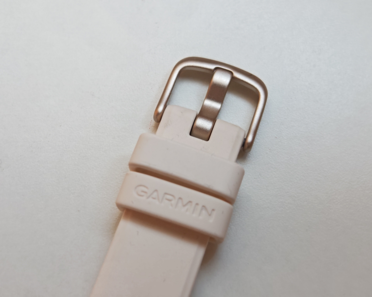 Garmin Lilly 2 Active teszt: nőies dizájn, komoly tudás - MediaMarkt ...